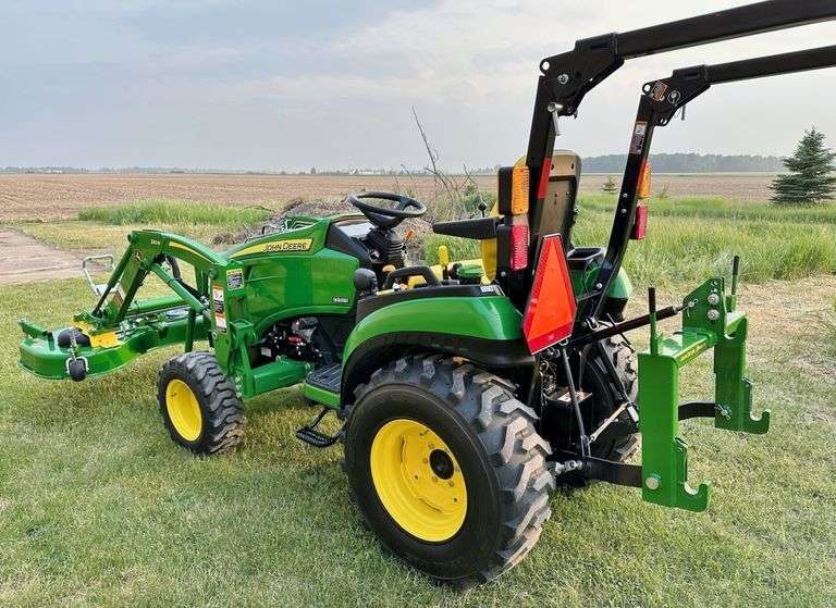 2022 John Deere 2025R Compact Tractor, (26 Hours), 60" Autoconnect ...