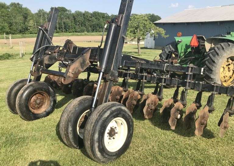 Yetter Caddy Cart, 15', Came Off Case IH 3-Point Drill - Albrecht ...