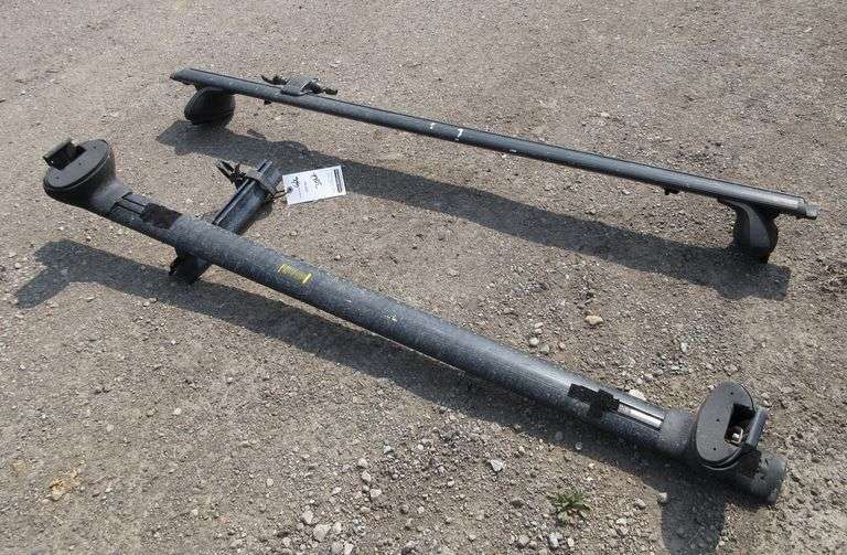 Saris vehicle roof rack, 54" mounting fit, good - Albrecht Auction Service