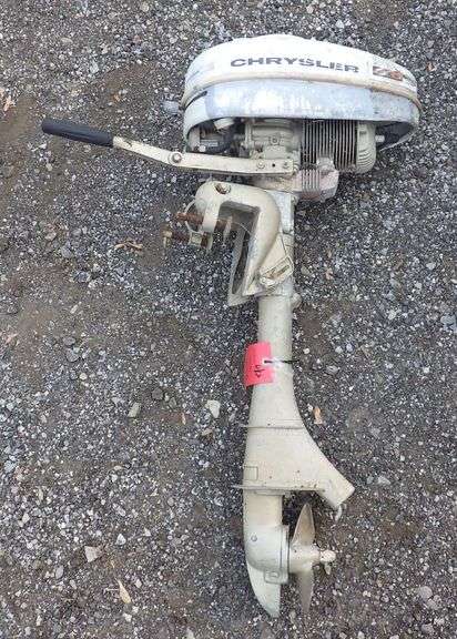 Old Chrysler Outboard Motor, 3.5 HP, complete, older and very ...