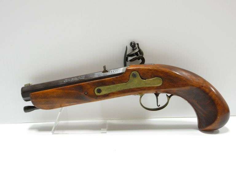 Jukar Spain 45-cal. black powder pistol, Flint Lock - Albrecht Auction ...