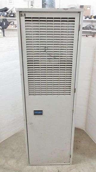 Propane furnace by Miller, 18"W x 57"H, works well - Albrecht Auction ...