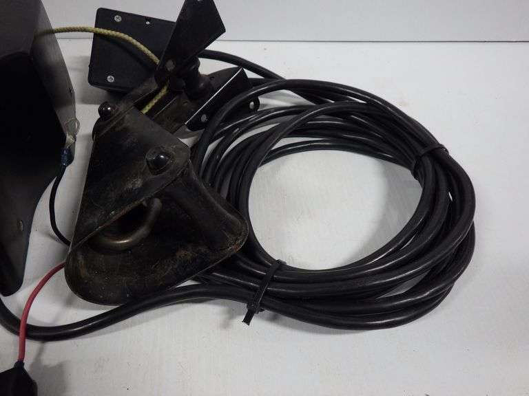 Minn-Kota Deckhand 18, 12V anchor winch system, 18 lb. anchor capacity ...