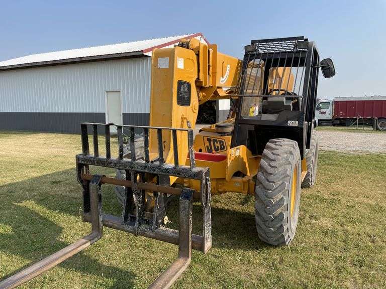JCB 506C Telehandler, (4109 Hours), Comes with Forks, Work Baskets, and ...