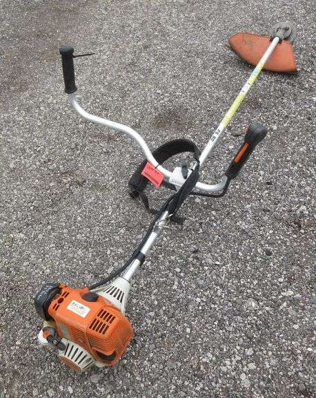 Stihl FS90 weed wacker, tow handle, works great - Albrecht Auction Service