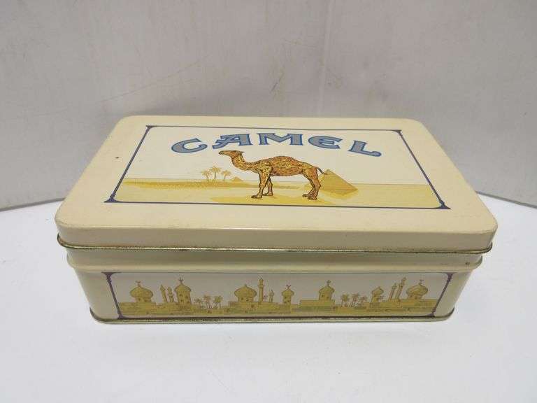 Camel tin with matches, 7 1/2"W - Albrecht Auction Service