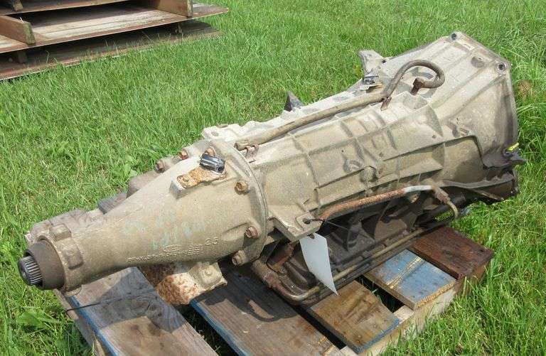 Transmission from 2001 Ford F-250 Super Duty, just under 125,000 miles ...