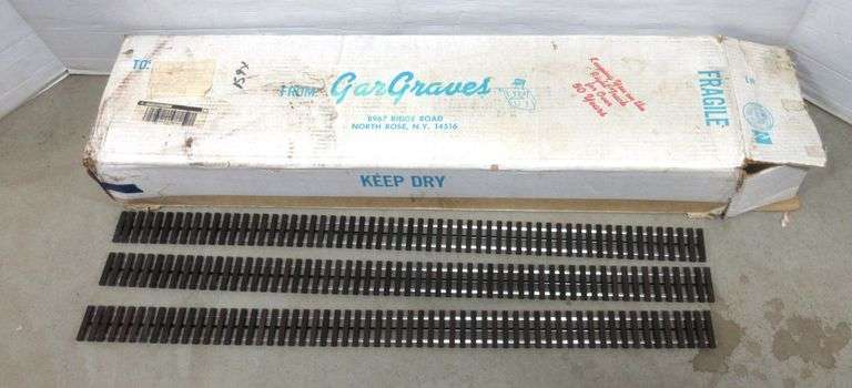 (36) Pieces of 0-027 Scale railroad track, some of the best track made ...