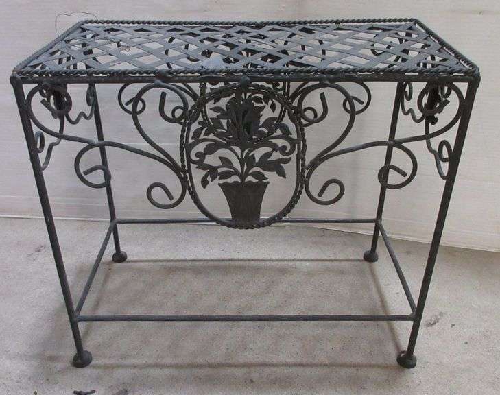Heavy metal decorative side table, 17"L x 9"D x 15"H - Albrecht Auction ...