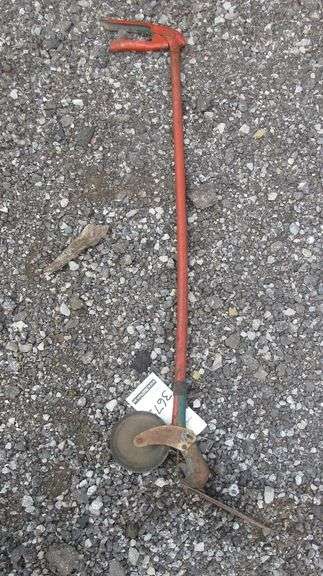 Antique hand wheeled clippers, still works - Albrecht Auction Service