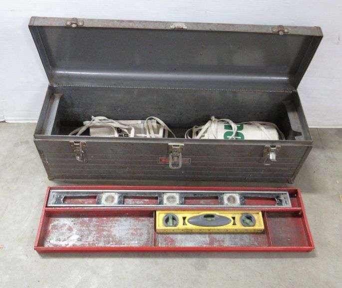Carpenters toolbox, includes: Framing square, (2) 24" metal squares ...