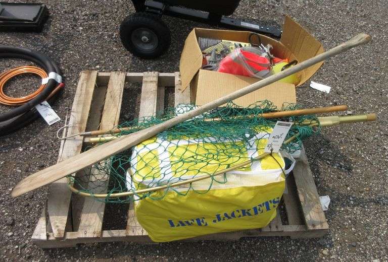 Fishing equipment, include: Electra knife, Pole holder, Open face reels ...