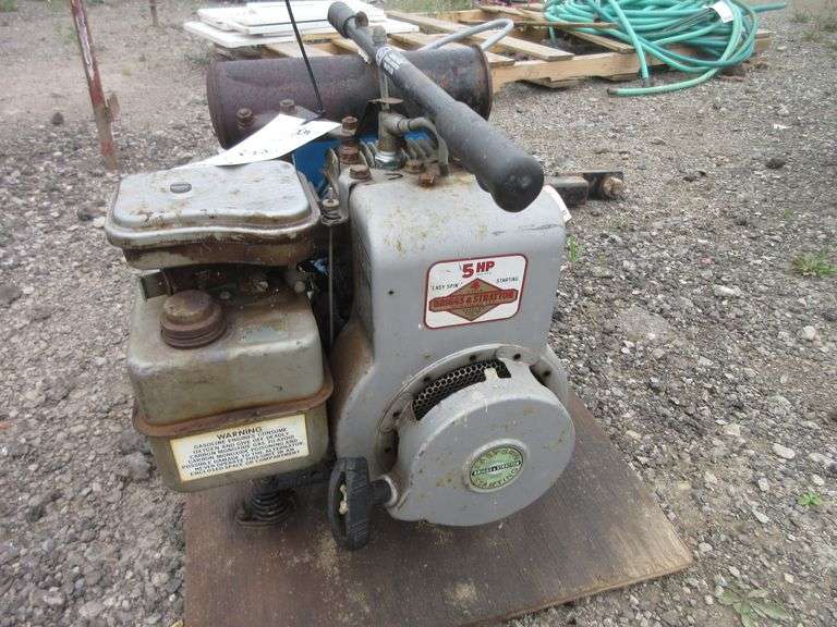 Old Generac 2250W generator - Albrecht Auction Service