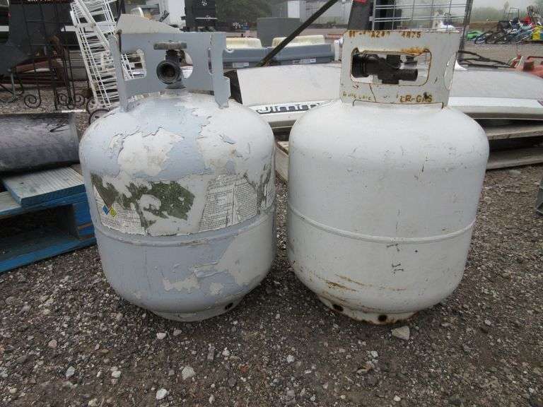 (2) 20 lb. Propane tanks, used - Albrecht Auction Service