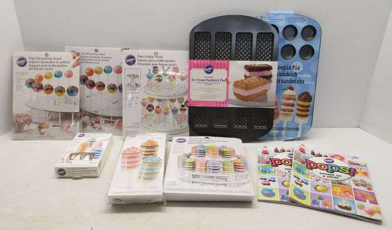 Wilton cake pop and treat pops set, includes: (2) Baking pans, ice ...