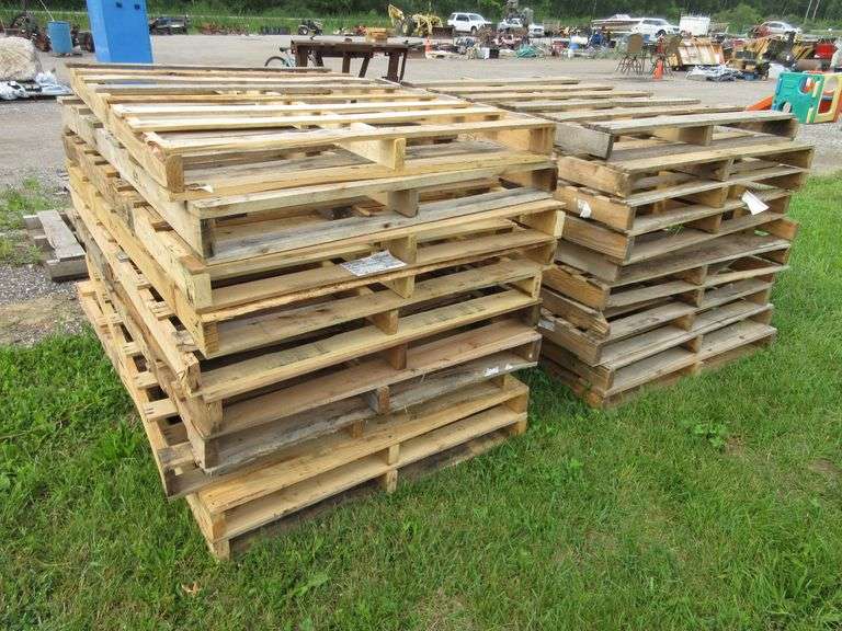 (20) Pallets, 72" x 48", used once, may need a board replaced, fair ...