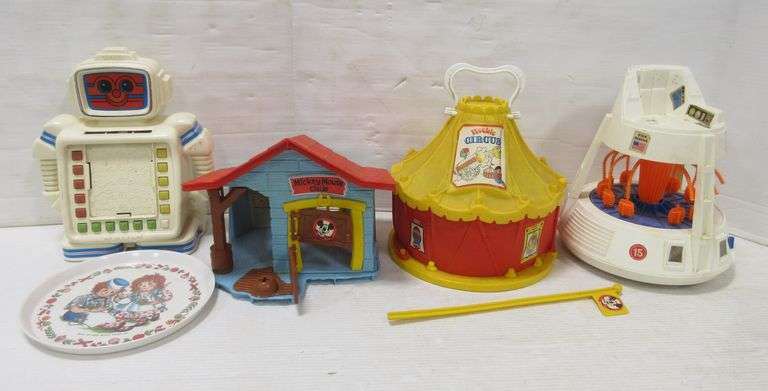 Older toy collection, includes: 1969 Mattel Major Matt Mason Star ...