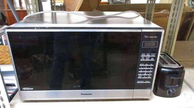 Panasonic Genius Sensor 1250W microwave, 24"W x 18"D x 13 1/2"H ...