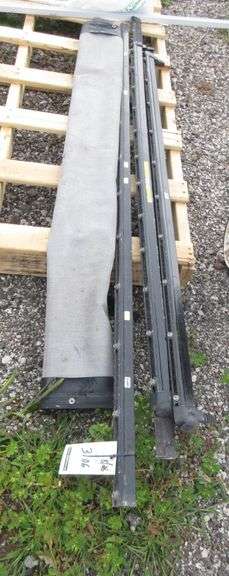 Tonneau cover, fits 1999 Dodge Dakota extended cab, approx. 6' x 5 ...