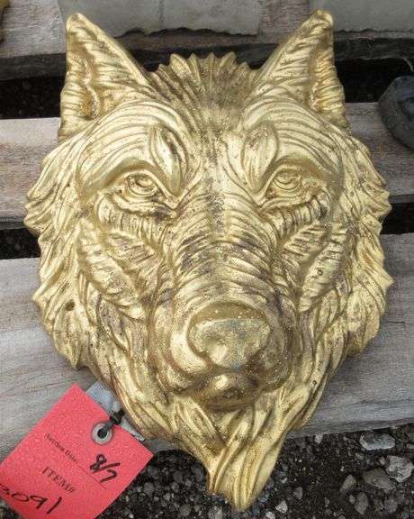 Concrete wolf statue, 13" x 9", in good condition - Albrecht Auction ...