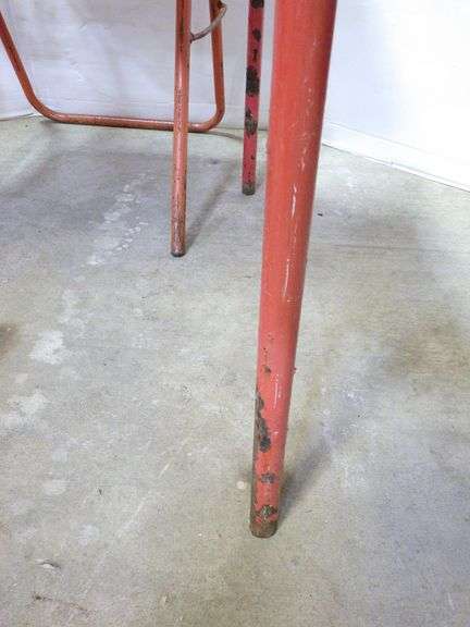 Vintage Coca-Cola table with (2) chairs, table has porcelain top and ...