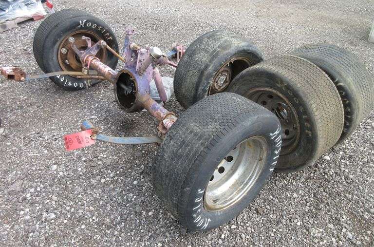 Rear End out of a modified race car, 5 x 4 1/2 pattern 15" rims, 7 ...