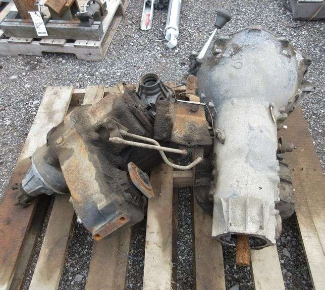 Chevy 4x4 transmission and transfer case, 400 turbo and new process 203 ...