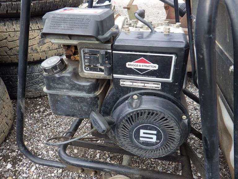 Manco Go-Kart, Briggs & Stratton Engine, 485 LXT, needs one tire ...