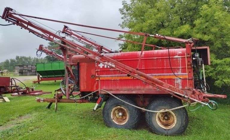 John Bean FMC Sprayer, 1000 US Gallon Stainless Steel, 86' Boom, 1000 ...
