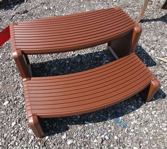 Plastic stairs with grooves for added increased friction/slip ...