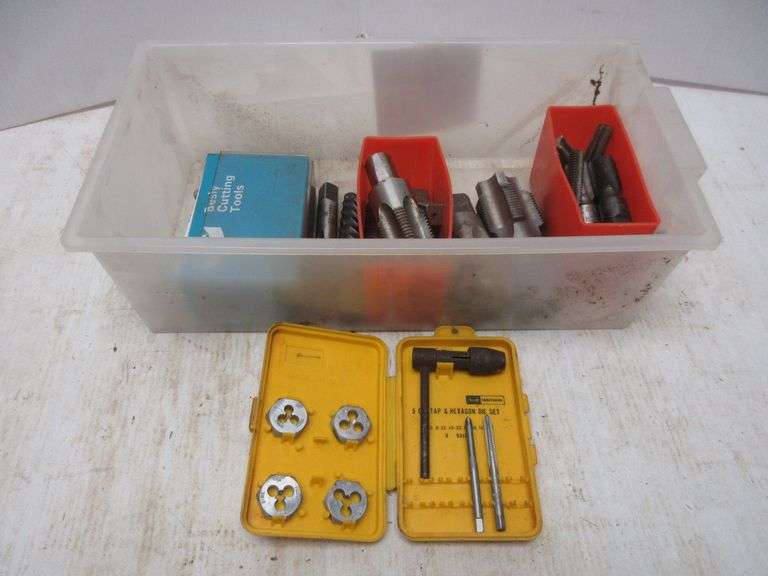 (35) Taps and easy outs, various sizes, good - Albrecht Auction Service
