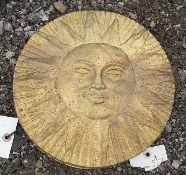 Concrete sun, good - Albrecht Auction Service