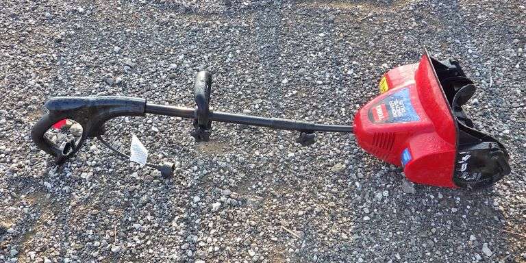 Toro power shovel plus electric snow shovel, works - Albrecht Auction ...