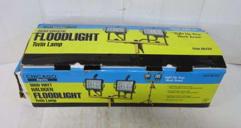 Halogen shop light, new - Albrecht Auction Service