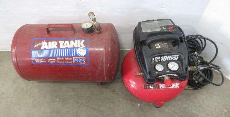 Portable air tank and 3-Gallon pancake compressor, good fittings, pump ...