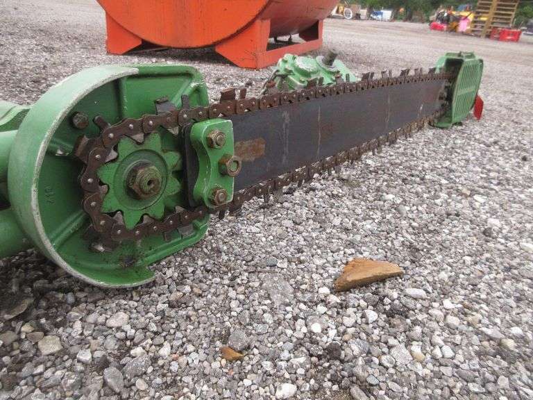 2-man chainsaw with hydraulic PTO power unit, approx. made in 1949 ...