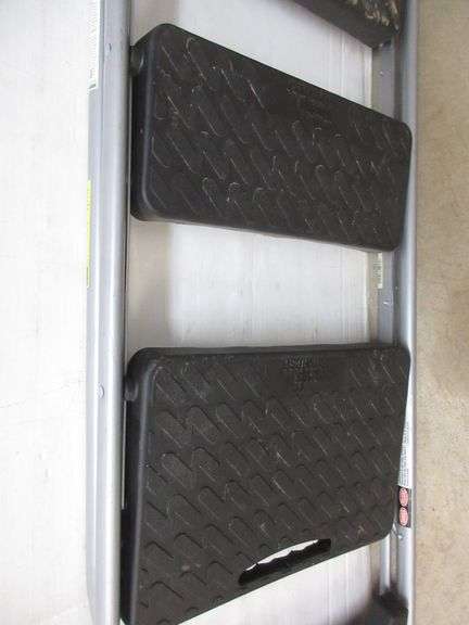 3-Step stool with paint tray, 16"W - Albrecht Auction Service