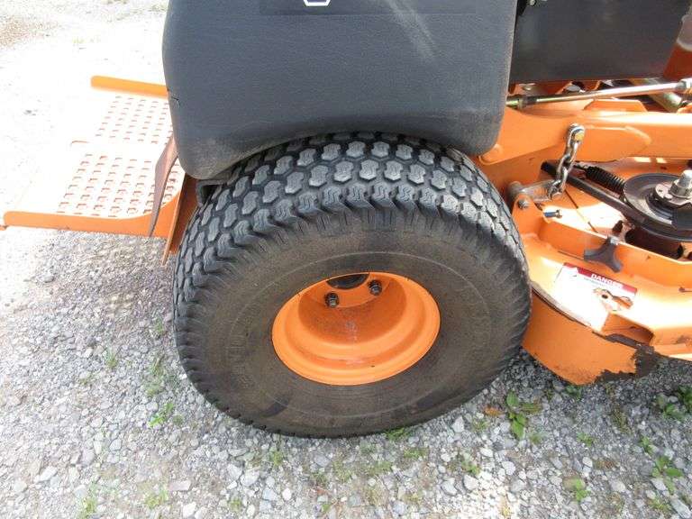 2017 Scag V-Ride with 52" deck, 760 hours, grass chute blocker, 25 HP ...