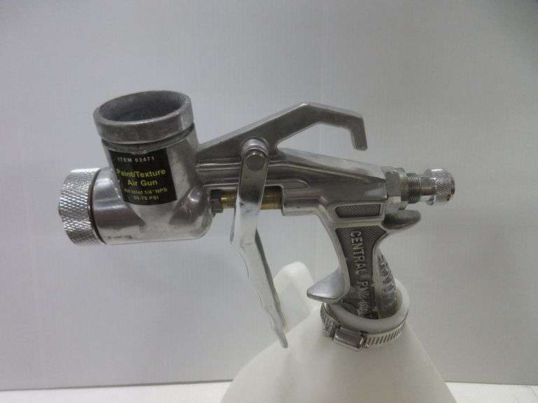 Central Pneumatic texture hopper and gun, operates with compressor ...