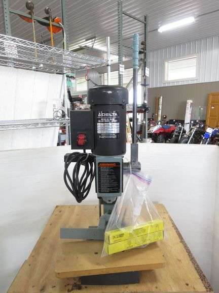 Delta model 14-650 hollow chisel mortiser, 1/2 HP, 3400 RPM, has 1/4 ...