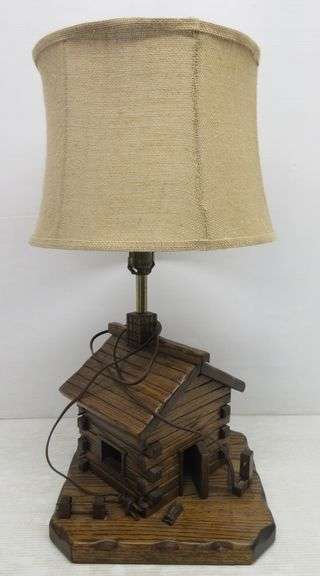 Log cabin lamp with burlap shade, 27"H, nice - Albrecht Auction Service