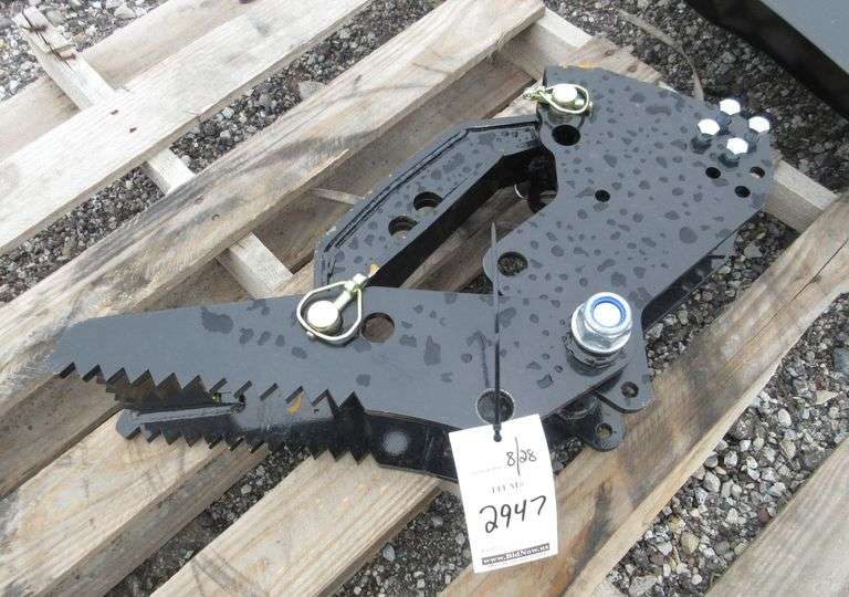 Universal bolt on backhoe excavator claw/thumb, fits backhoe up to 3 1/ ...