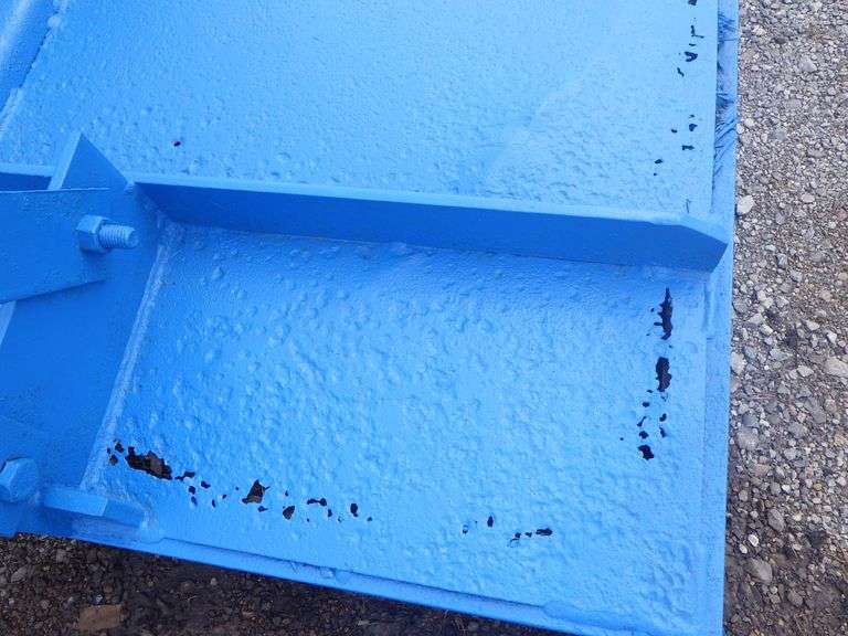 5' Blue bush hog, works great - Albrecht Auction Service