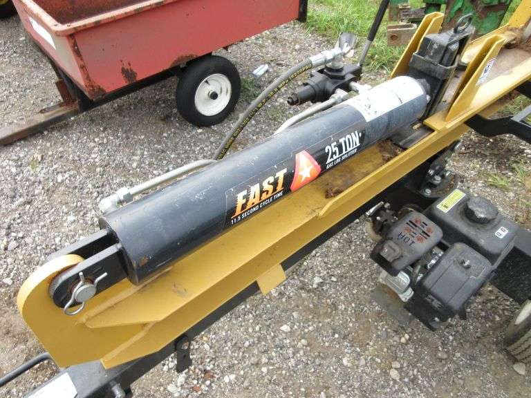 Countyline 25-Ton horizontal/vertical gas powered log splitter with ...