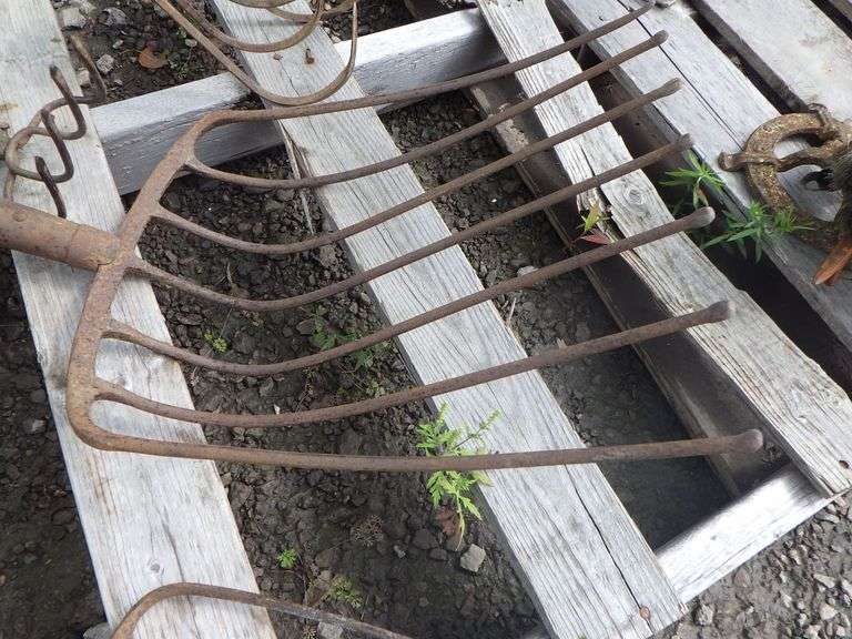 (2) Pitch forks, cultivator, and corn rake, used - Albrecht Auction Service
