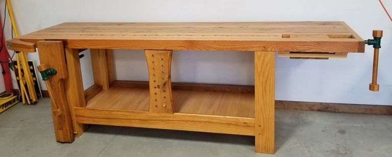 Woodworking benches by GM Keeton, French Roubo split top woodworking ...