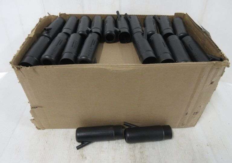 (100) Classic teat cup shell - Albrecht Auction Service