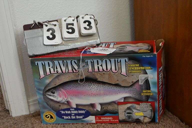 Travis Trout Singing Fish Decoration - Apexx Auctions