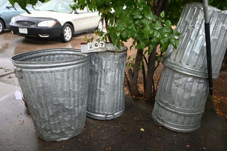 Five Galvanized Trash Cans - Apexx Auctions
