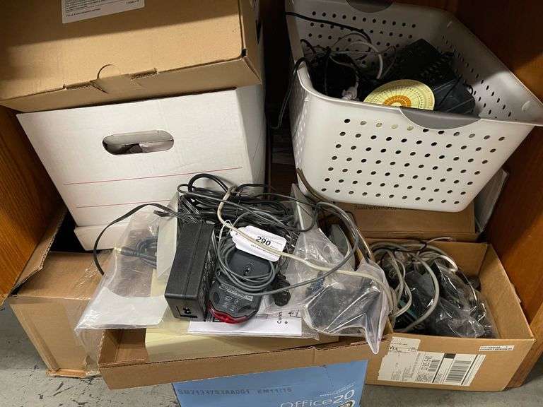 Collection of Computer Cords and Chargers - Apexx Auctions